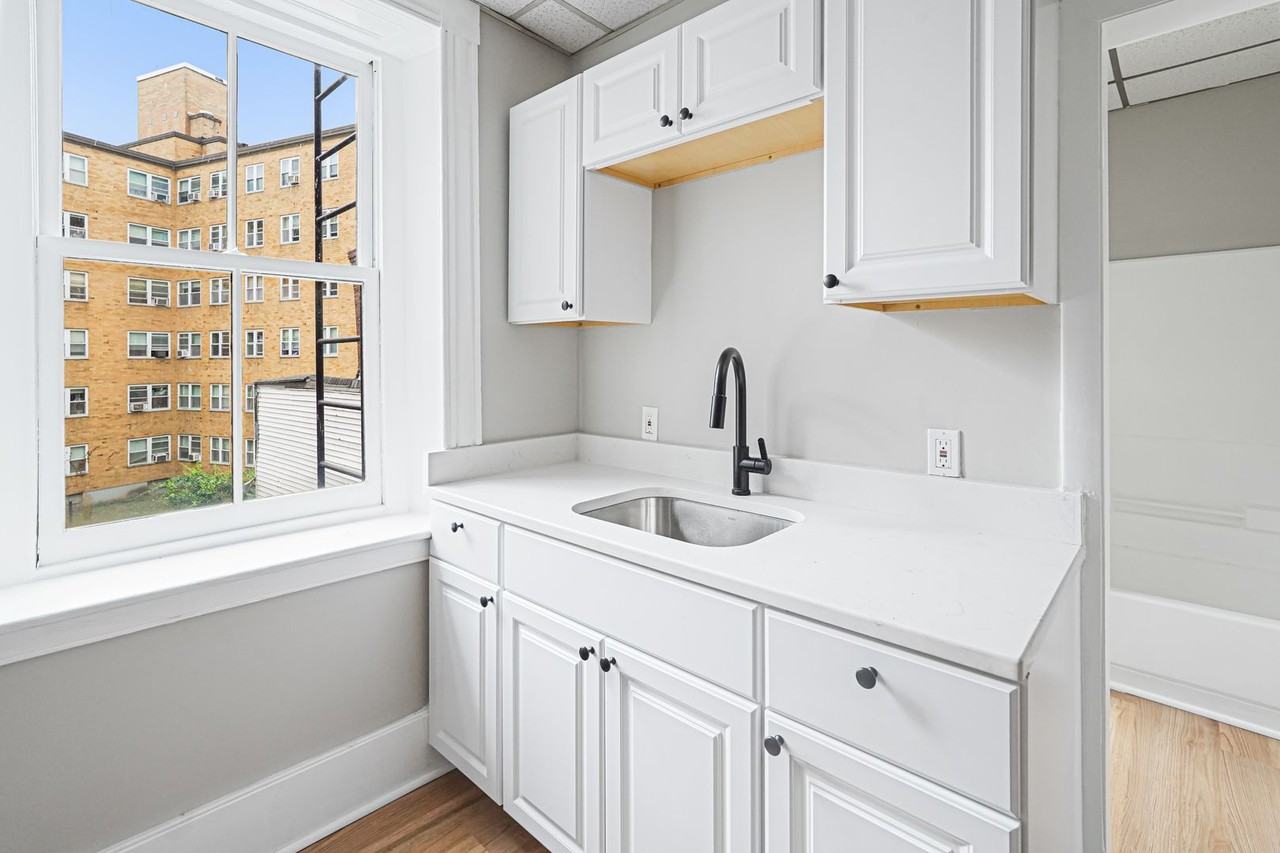 100 Appleton St Apartments - Lowell MA | Zumper