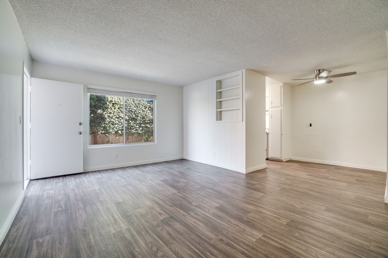 Wave Crest Apartments - 5040 Del Monte Ave San Diego CA | Zumper