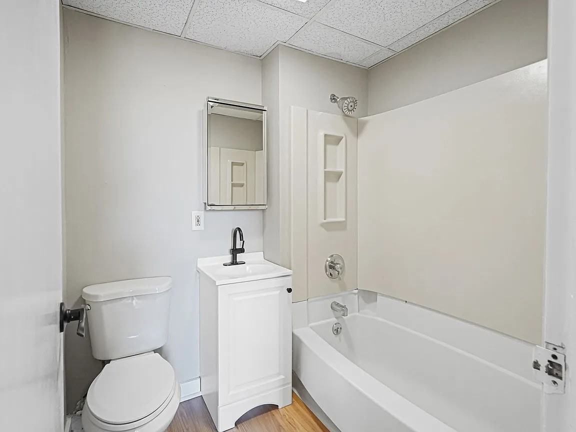 90 Appleton Street #11, Lowell, MA 01852 2 Bedroom Apartment for $2,000 ...