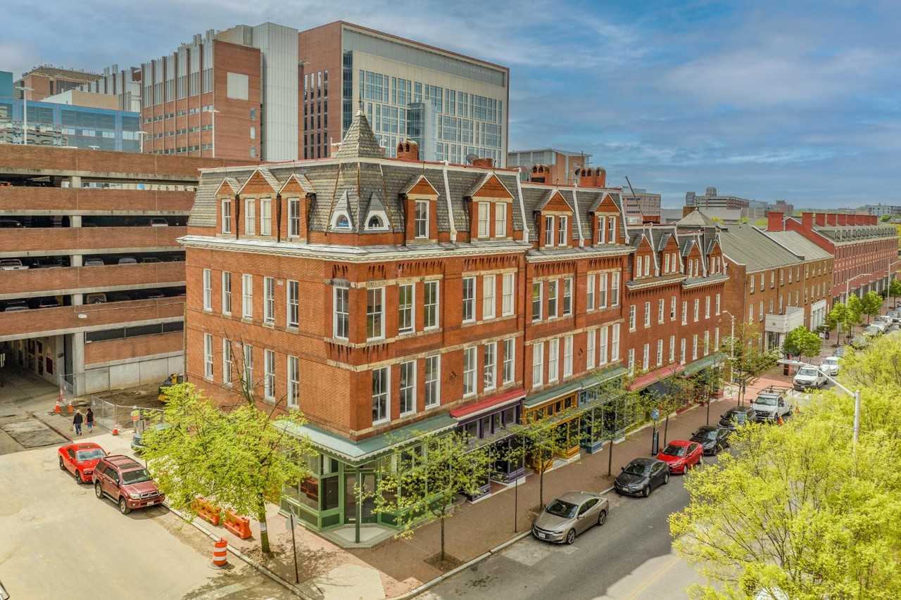 University Place Apartments - 617 W. Lexington Street - A5/Studio ...