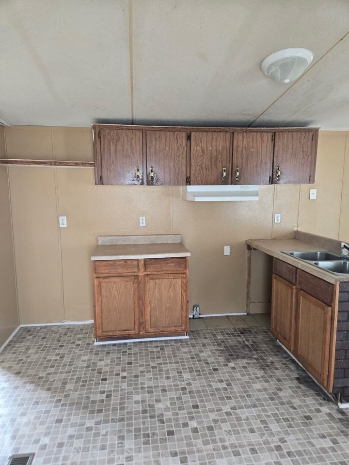 Helena Heights Mobile Home Community Apartments - 103 Salem St ...