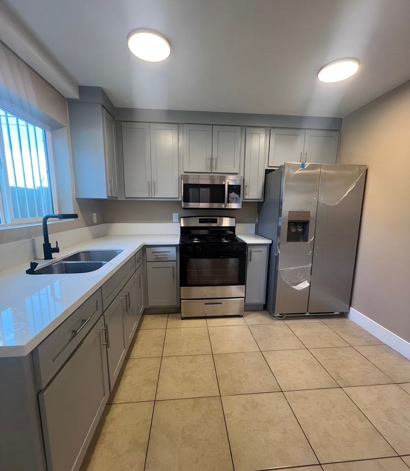 1045 E. 20th St. Apartments - 1045 East 20th Street Los Angeles CA | Zumper