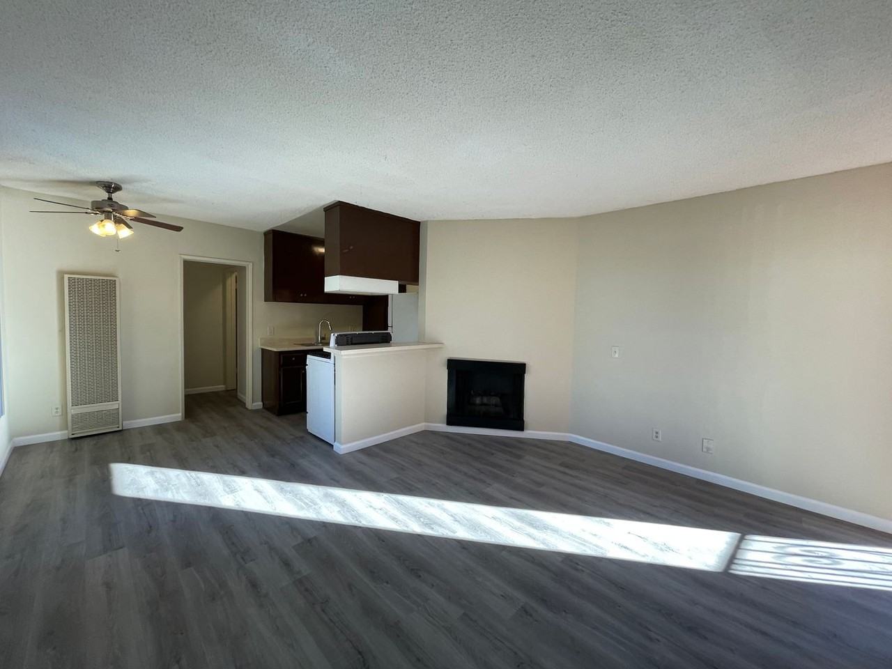 18520 Prairie Street, Los Angeles, CA 91324 - Apartment for Rent ...