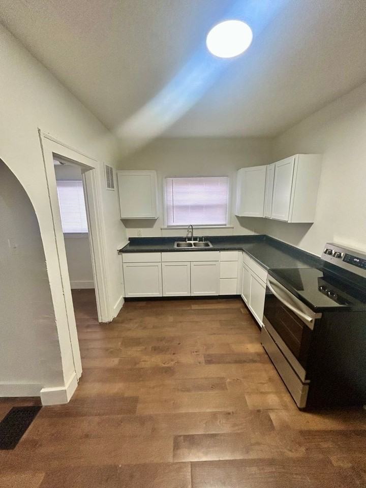2922-2924 Ruckle Street - 2922 Ruckle Street, Indianapolis, IN 46205 ...