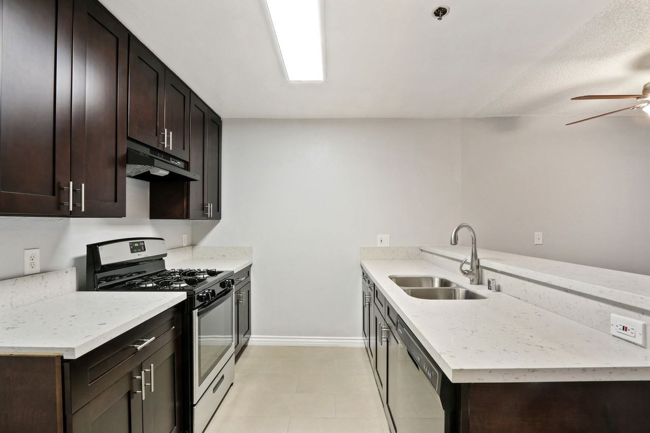 CCA - Columbia Court Apartments LP dba Tuscani Villas - 369 Columbia Ave Los Angeles CA | Zumper