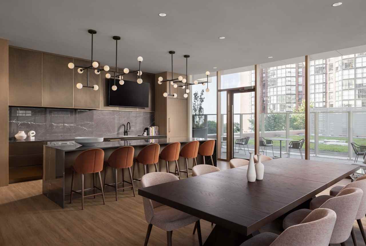 West House Apartments - 88 Bathurst St Toronto ON | Zumper