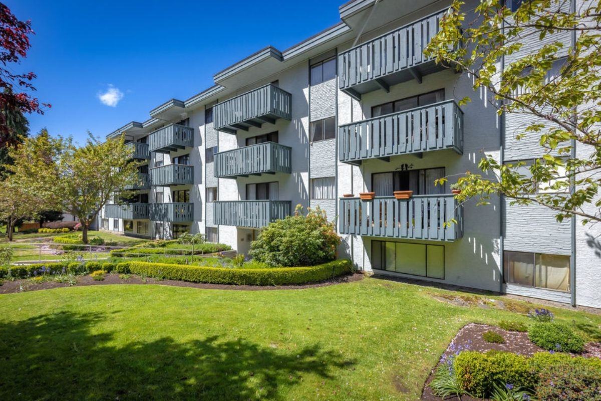 Terrace Green - 180 Croft St, Victoria, BC V8V 4R4 - Apartment for Rent ...