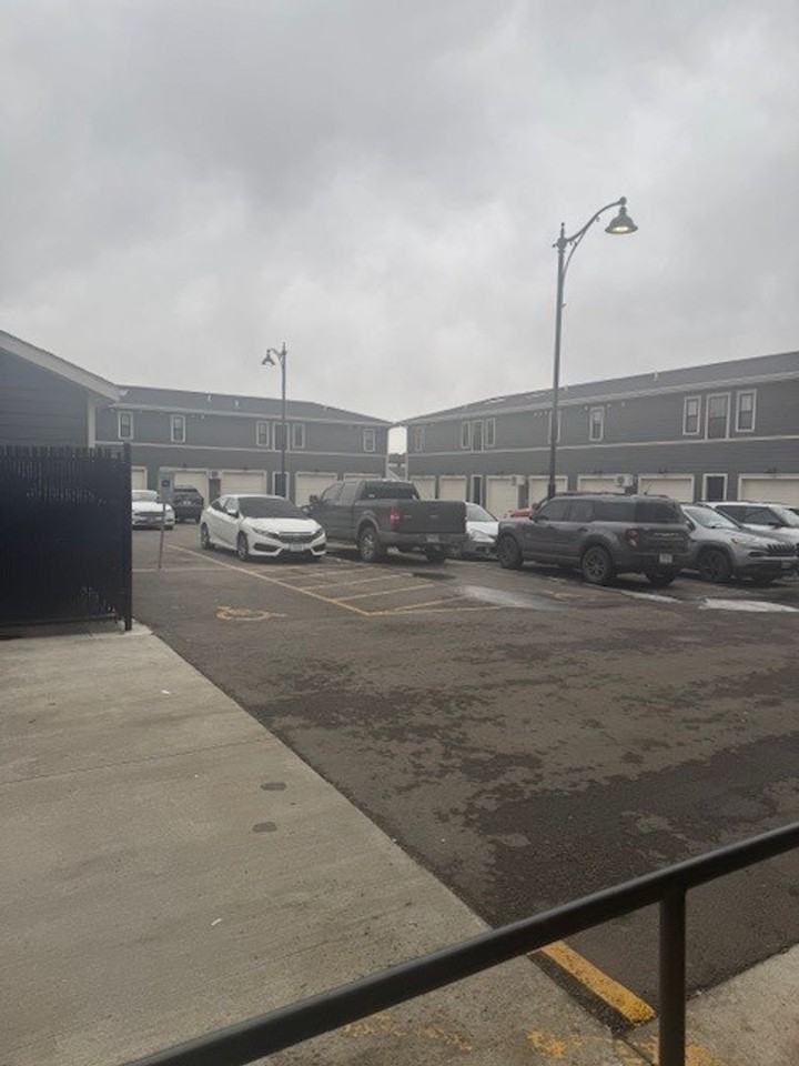 RH207 - 1605APE Apartments - 1605 Annafeld Pkwy E Billings MT | Zumper