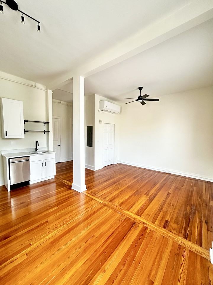 1130 North Calvert Street Apartments - 1130 N Calvert St Baltimore MD ...