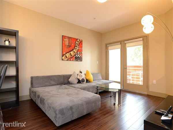 De Longpre Ave & N Sierra Bonita Ave Apartments - De Longpre Ave, Los ...