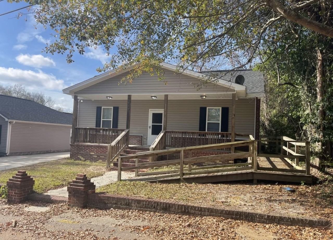 1717 North Campbell Street, Camden, SC 29020 - 3 bedroom House Rental ...