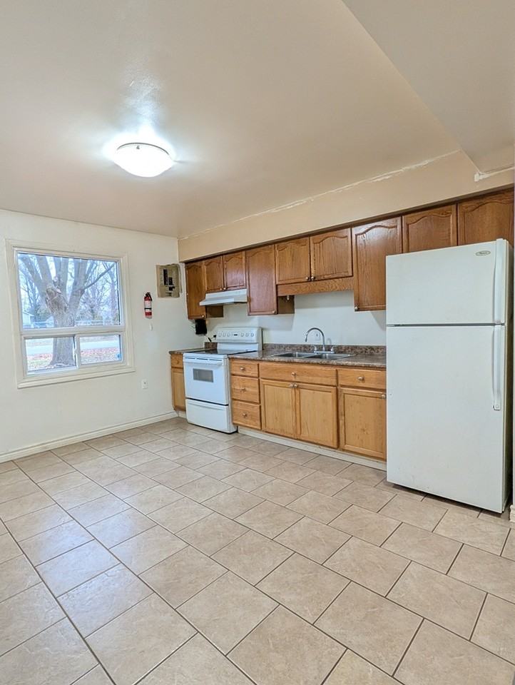 8045 Lorne Street, Alvinston, ON N0N 1A0 2 Bedroom House for $1,450 ...