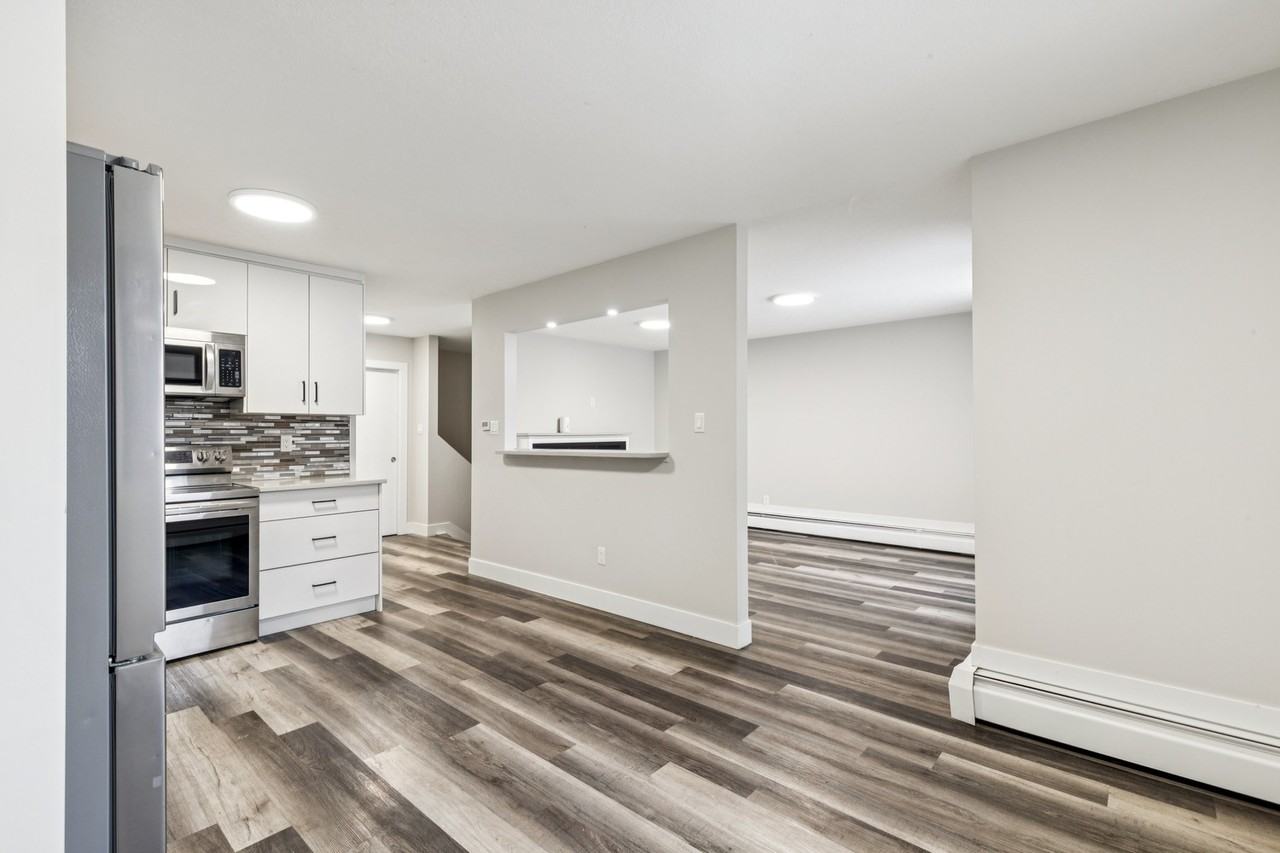 Strathcona 5 Plex Apartments - 9358 94 St Nw Edmonton AB | Zumper