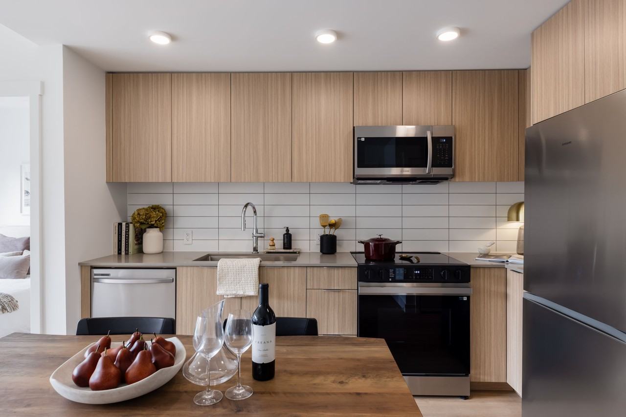The Elms Apartments - 5828 Granville St Vancouver BC | Zumper