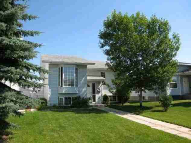 86 Excell Street, TERRIFIC BASEMENT SUITE IN EASTVIEW Apartments - 86 ...